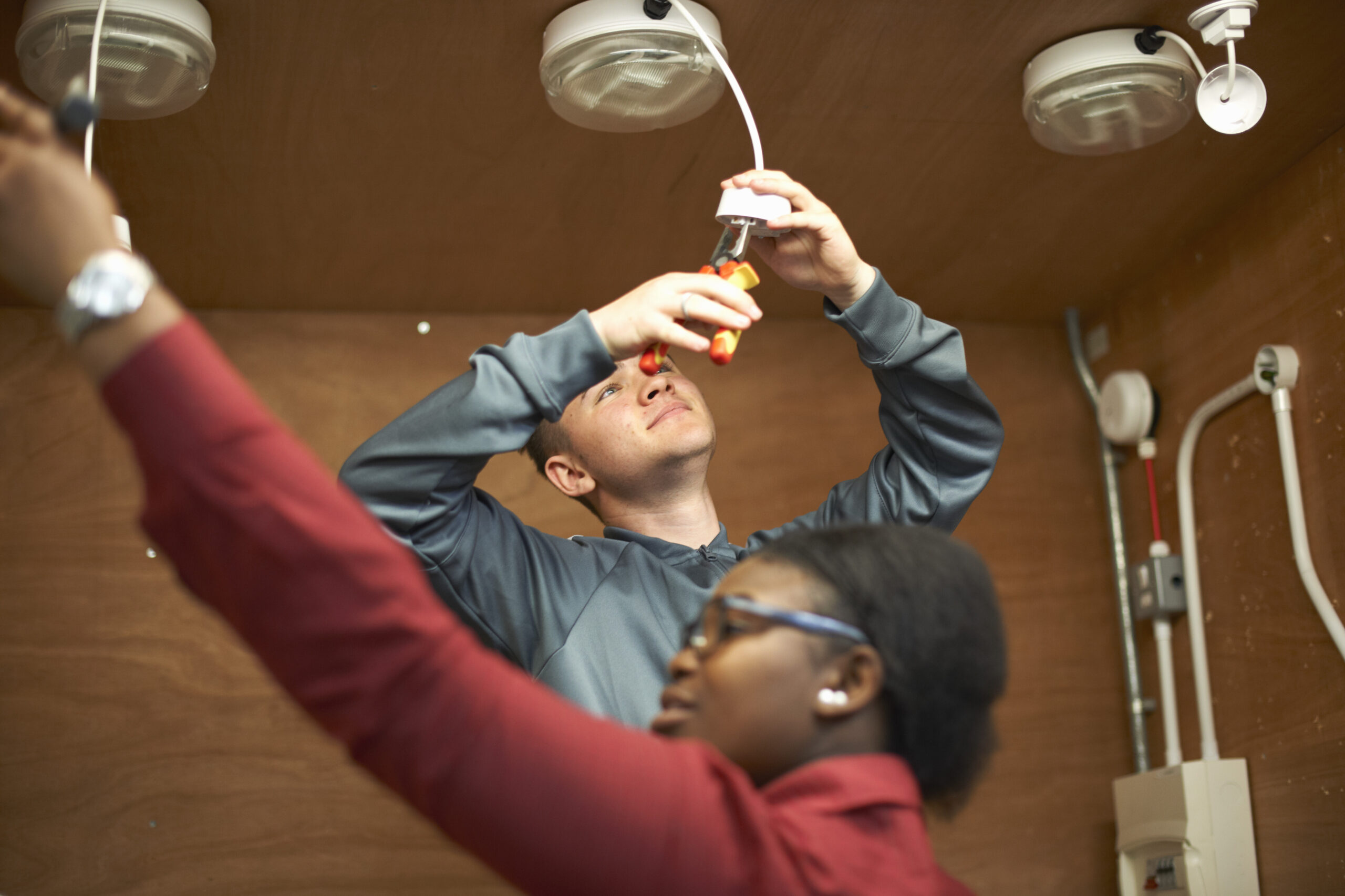 Emergency Lighting Testing: Guaranteeing Safety and Compliance ...